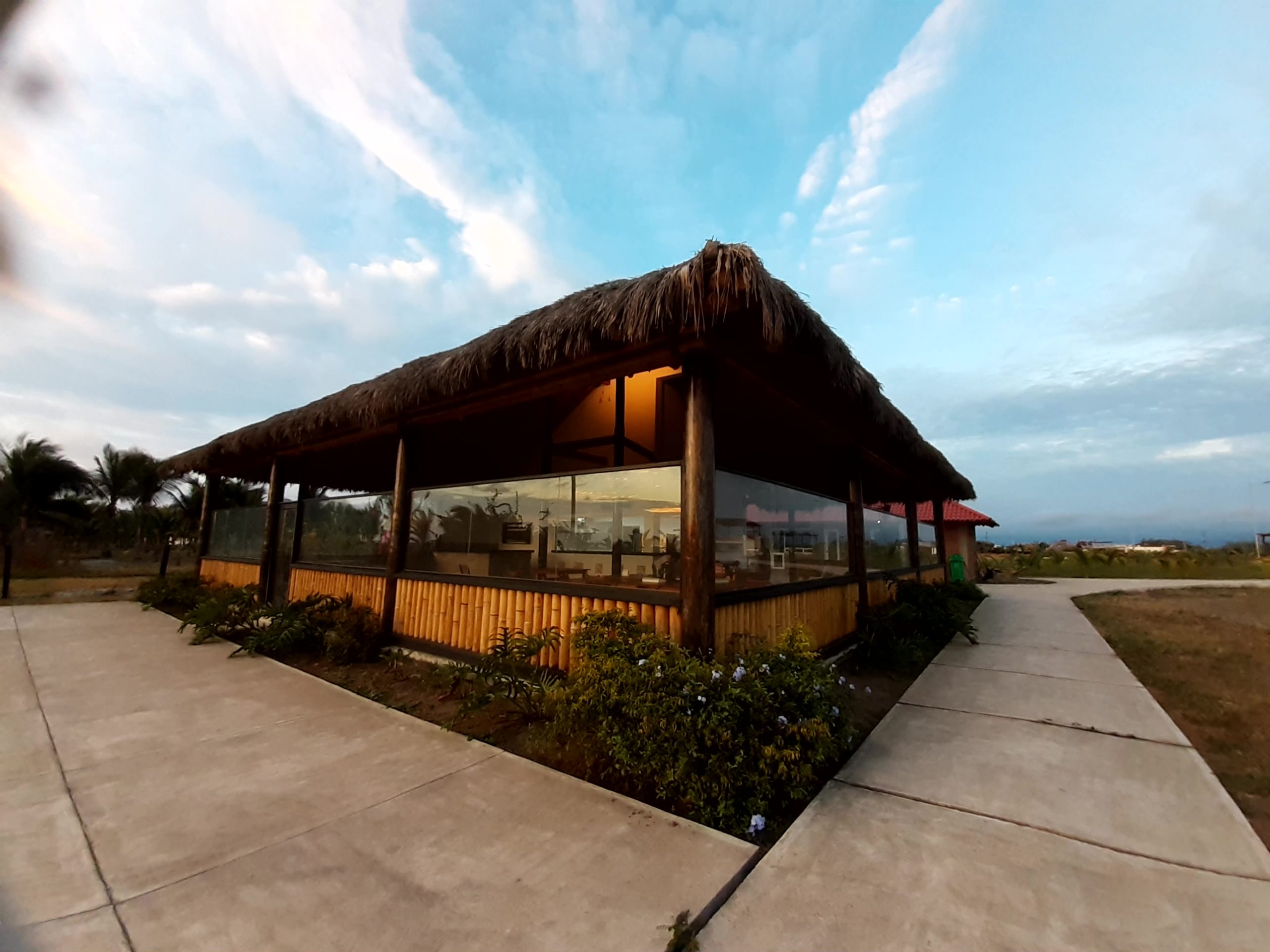 Punta COCO – Beach & Pool – Hoteles en Cojimies Manabí Ecuador ...